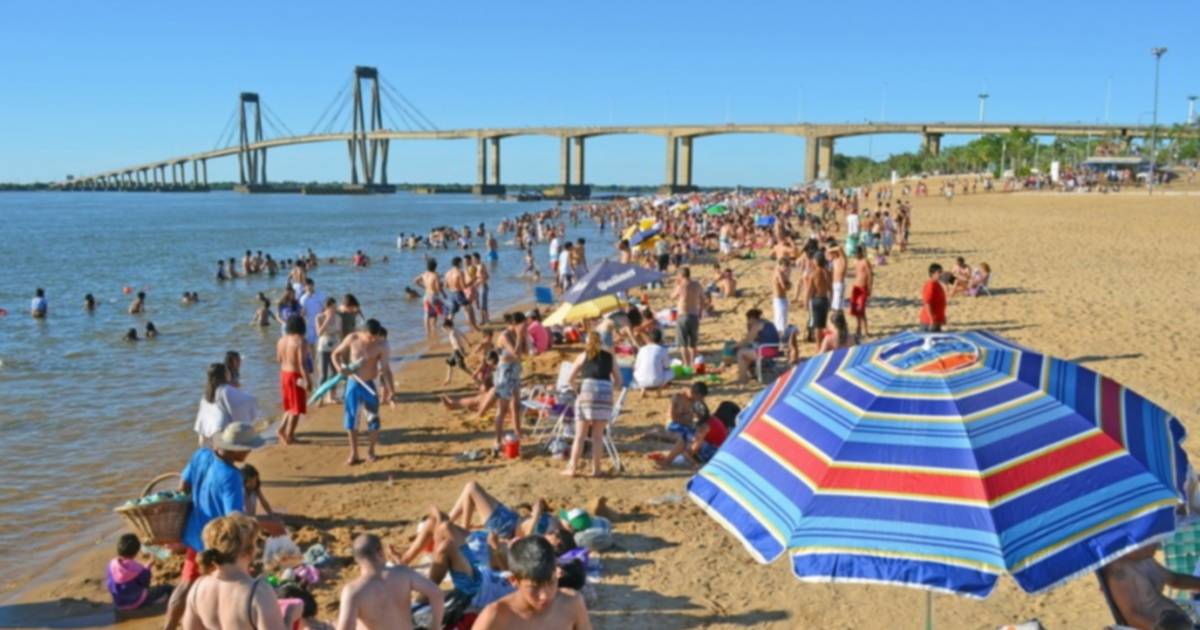 Númerosa concurrencia a las cinco playas de Capital durante el fin de ...