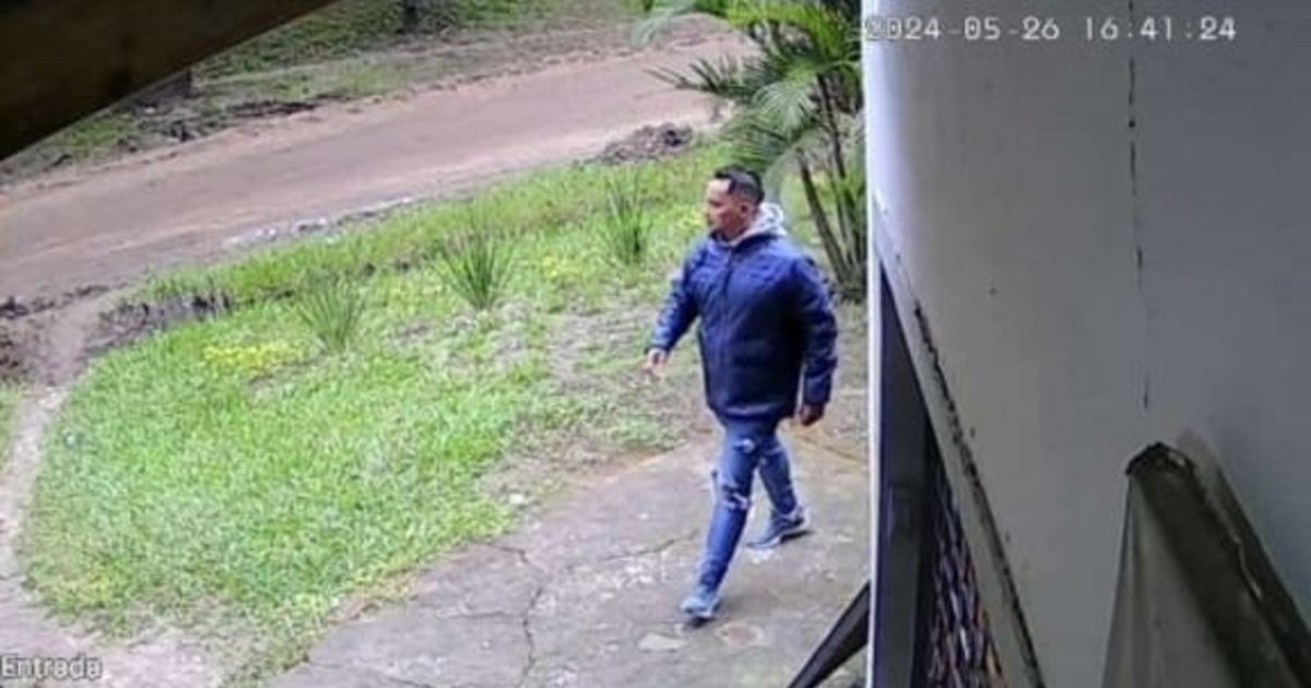 Robaron Y Causaron Destrozos En Un Kiosco El Litoral