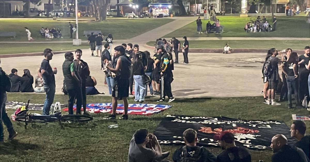 Homenaje al Indio Solari en Corrientes: cientos de fanáticos se ...