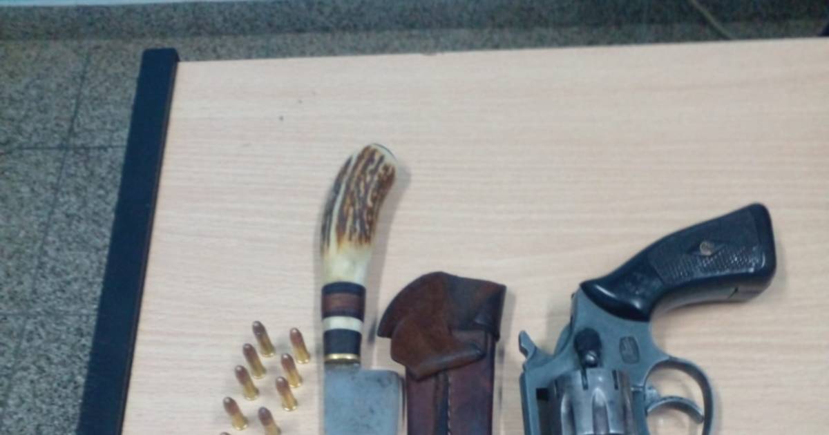 Detienen a motociclistas que portaban un cuchillo y un revólver | El ...