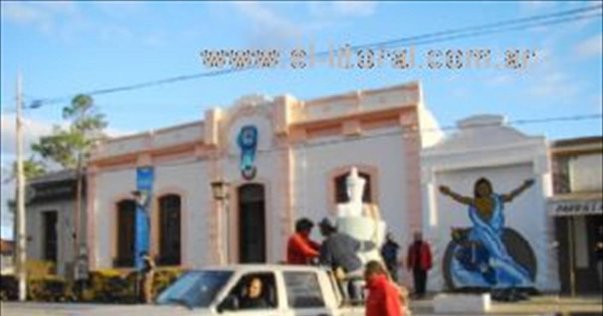 Mural y estatua del Sargento Cabral como símbolo de hermanamiento con ...