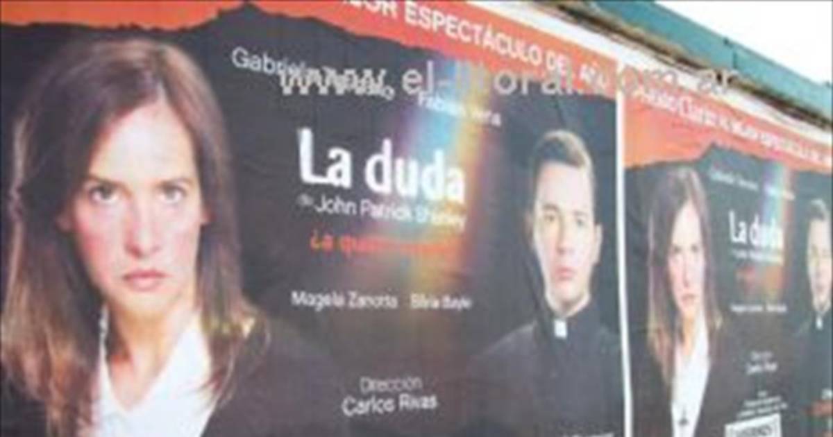 Actores de oficio, una obra premiada en la marquesina del “Juan de Vera ...